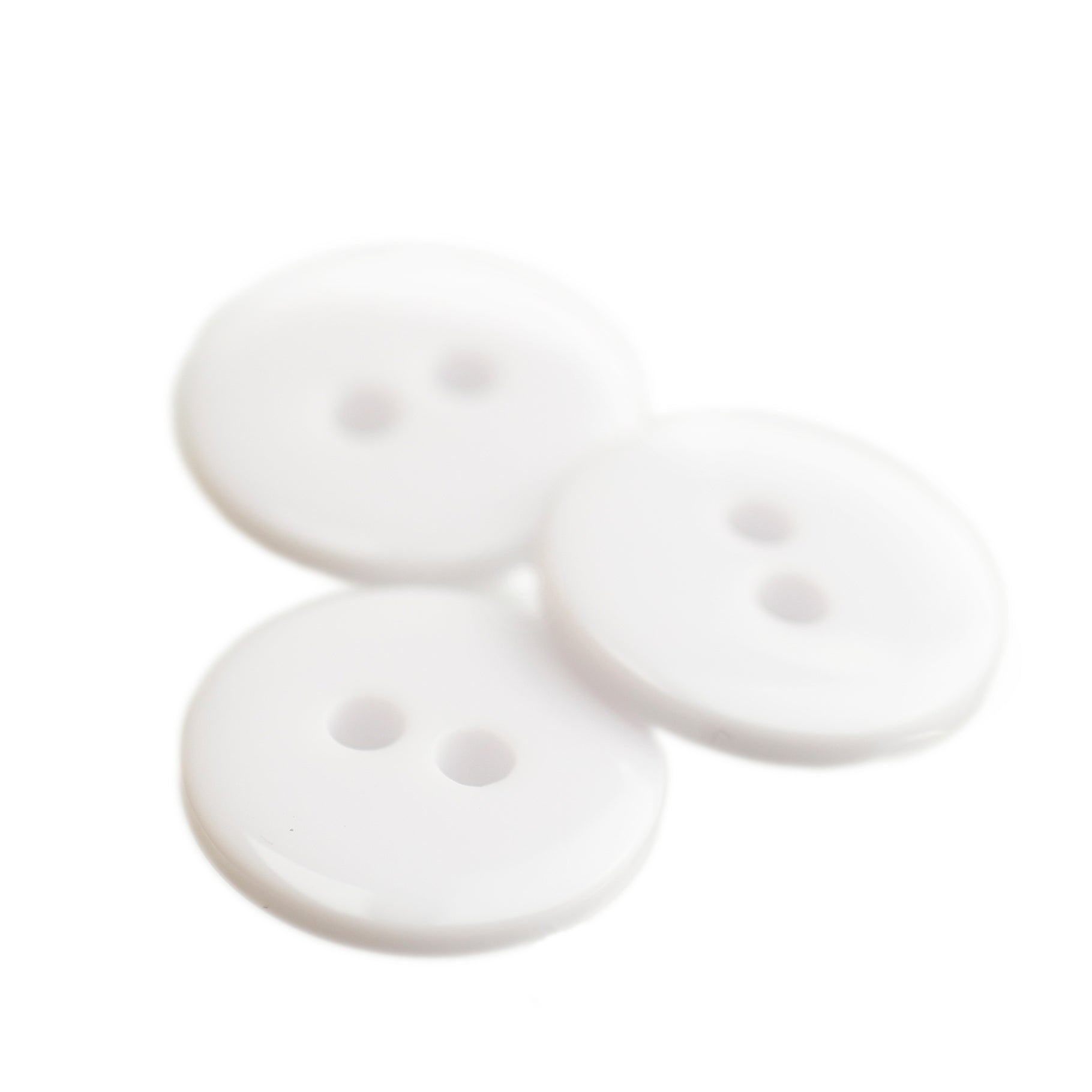 TWO-HOLE FLAT BUTTON MATTE POLAR WHITE – JackStock Haberdashery