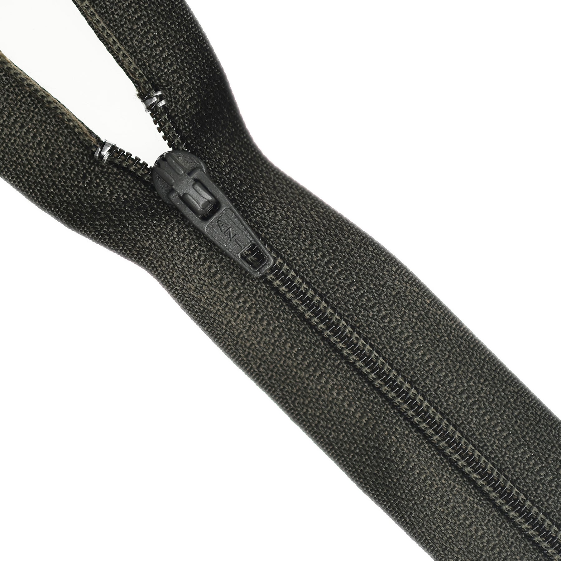 Nylon Closed-End Zipper No.3 Col R316 – JackStock Haberdashery